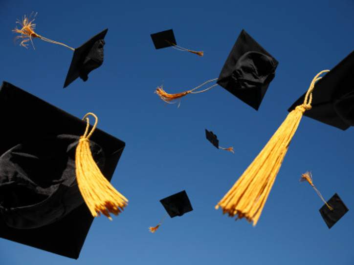 Alumni Vs Alumnus Usage Guide Merriam Webster